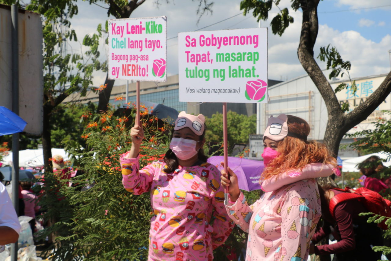 Mammoth crowd parties with Leni; VP urges sustained fight vs 'fake news ...