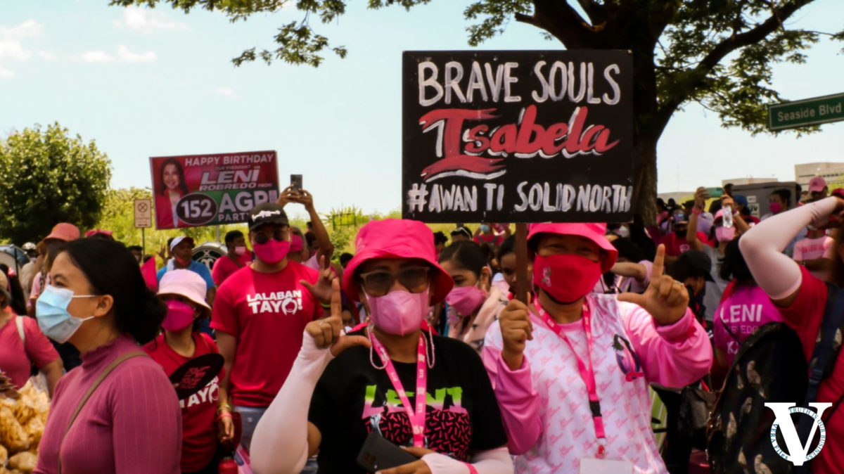 Mammoth crowd parties with Leni; VP urges sustained fight vs 'fake news ...