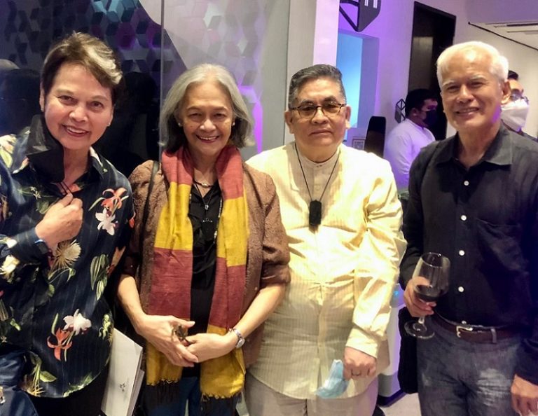 Ecstatic bravos for Arthur Espiritu at CCP Black Box Theater ...